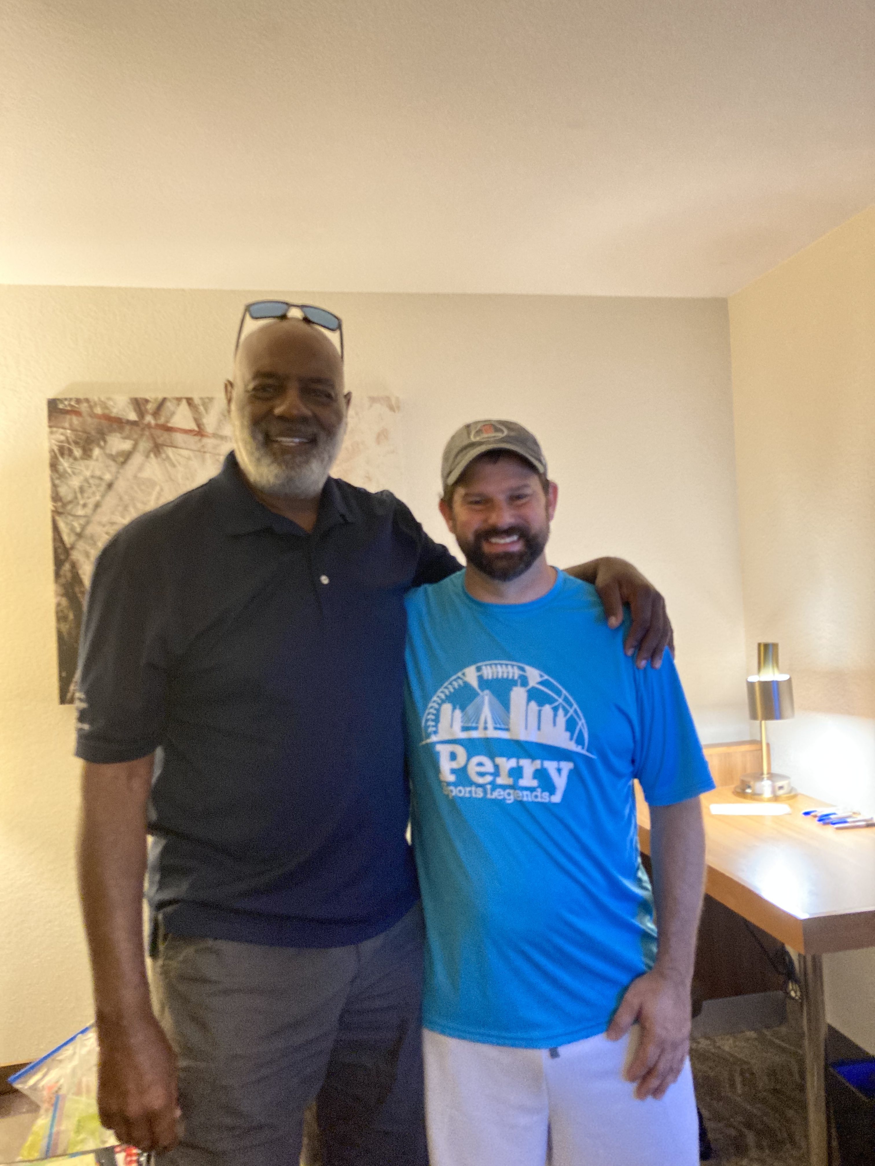 pictures from previous signings – Perry Sports Legends